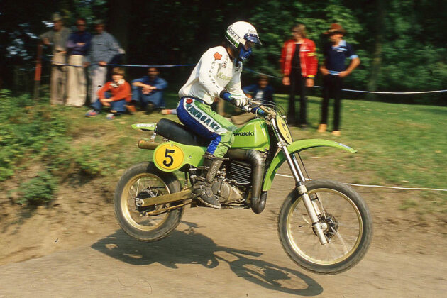 LACKEY2 - Motocross.it